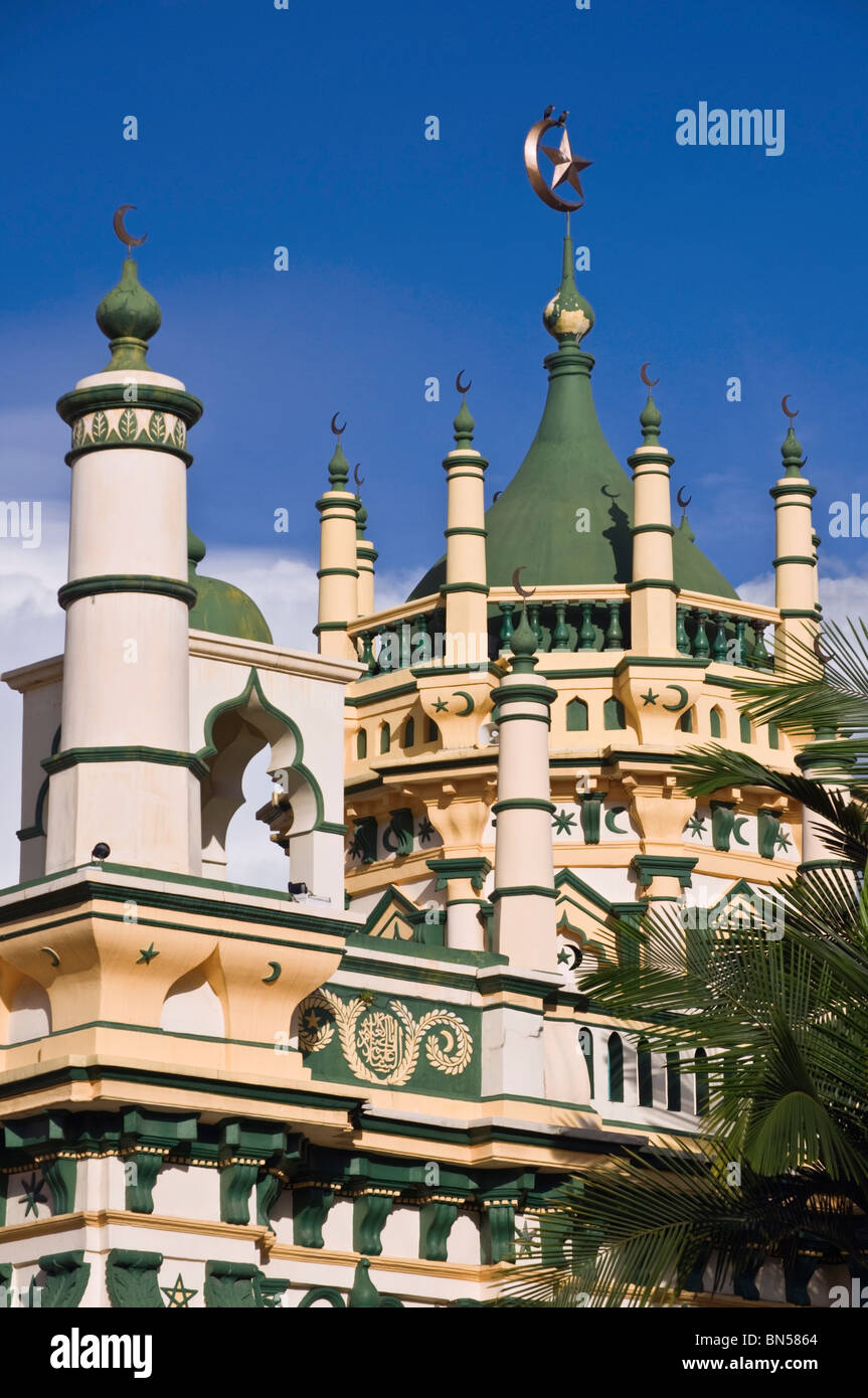 Abdul gafoor mosque singapore hi-res stock photography and images - Alamy