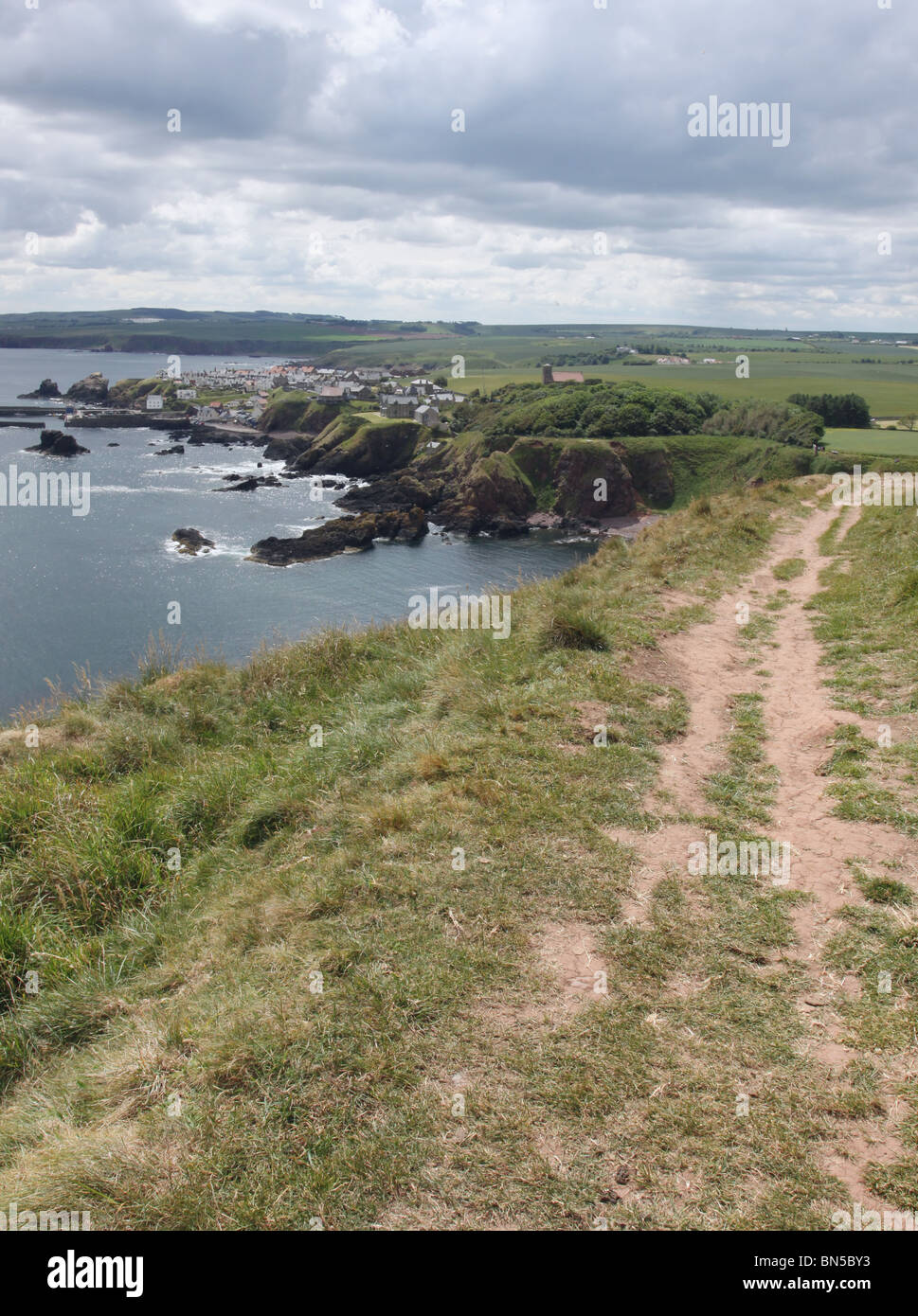 Walking path scotland hi-res stock photography and images - Alamy