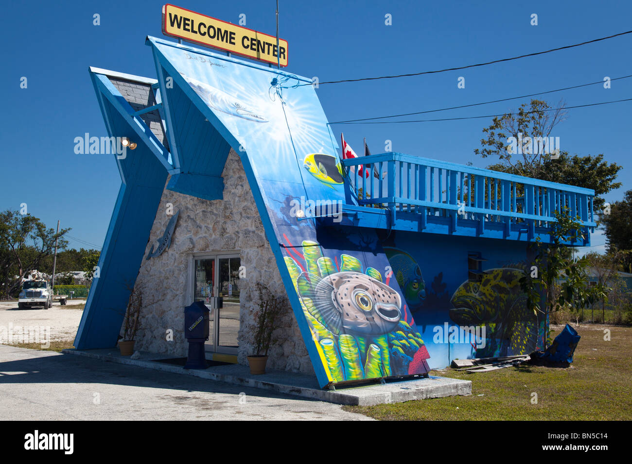 Colourful dive and snorkel shop in Key Largo Stock Photo - Alamy