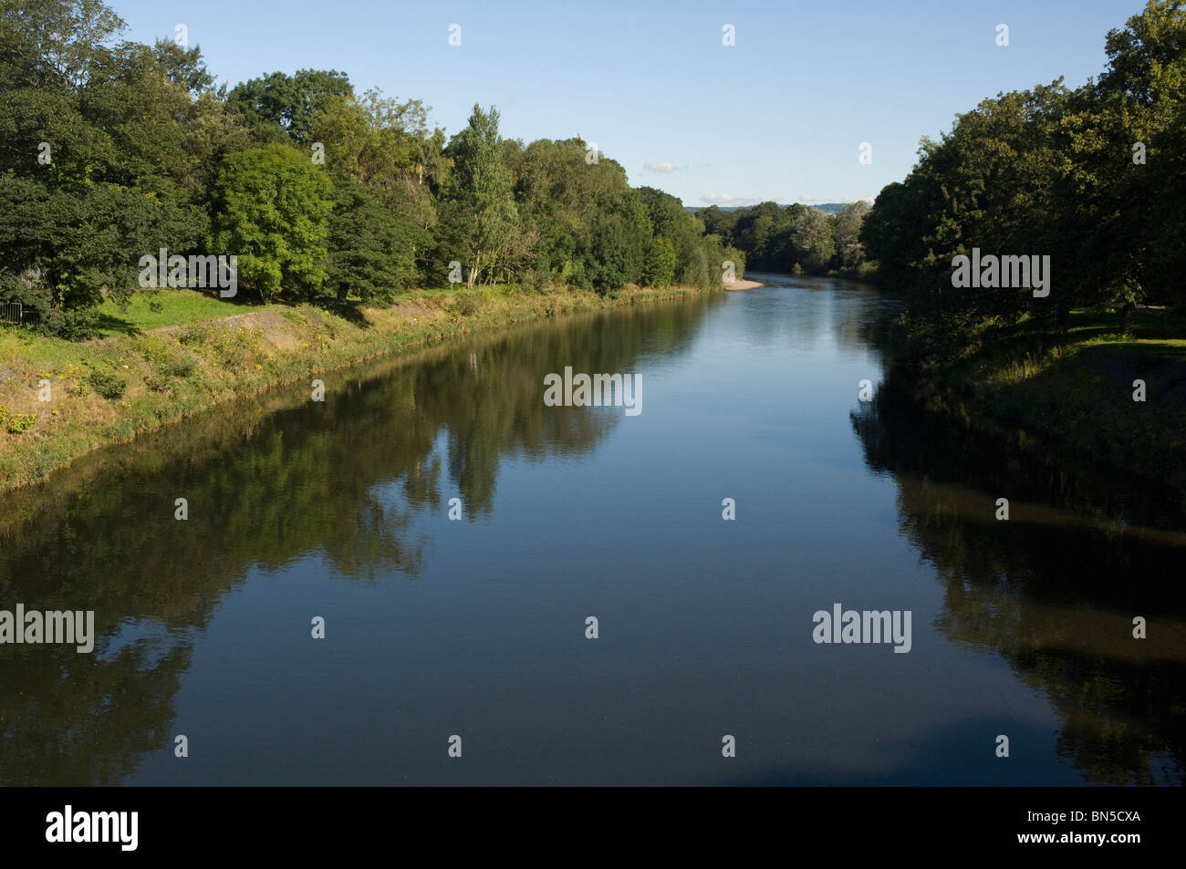 Cardiff waterbus hi-res stock photography and images - Alamy