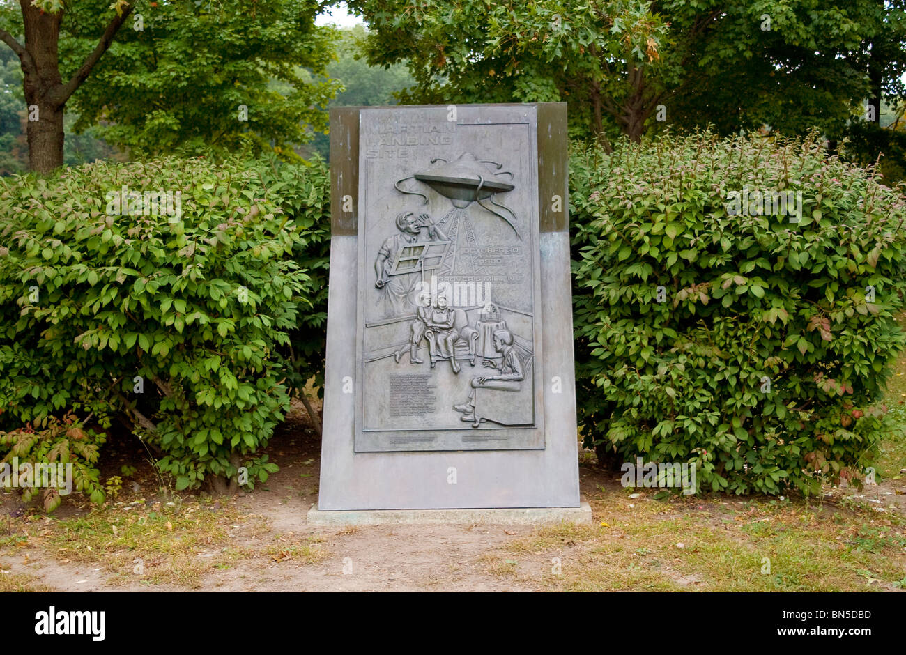 Monument in Grovers Mill, New Jersey, marks the fictional Martian ...