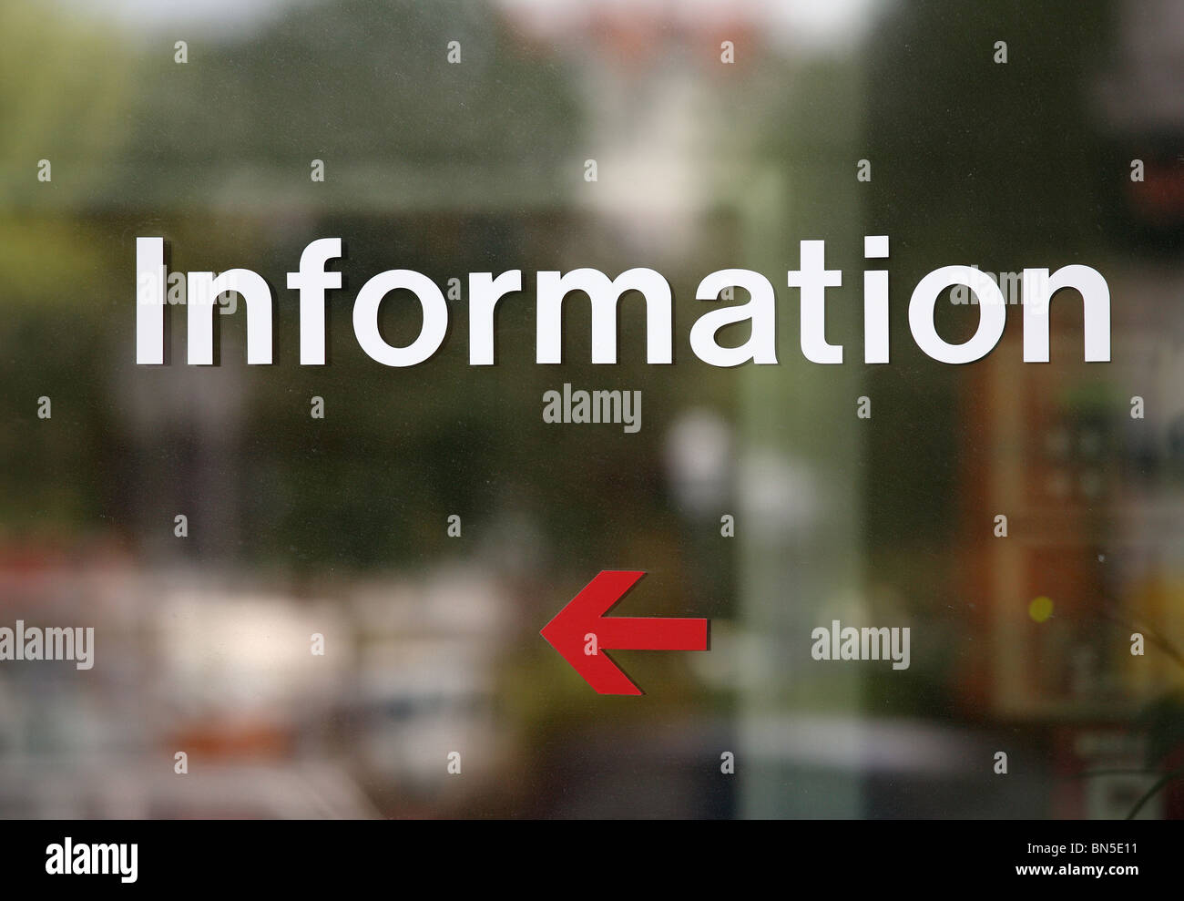 The word Information and a pointing red arrow Stock Photo - Alamy