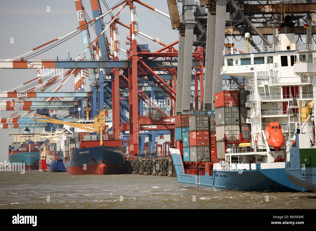 Container-Terminal Wilhelm Kaisen, Bremerhaven, Germany Stock Photo - Alamy
