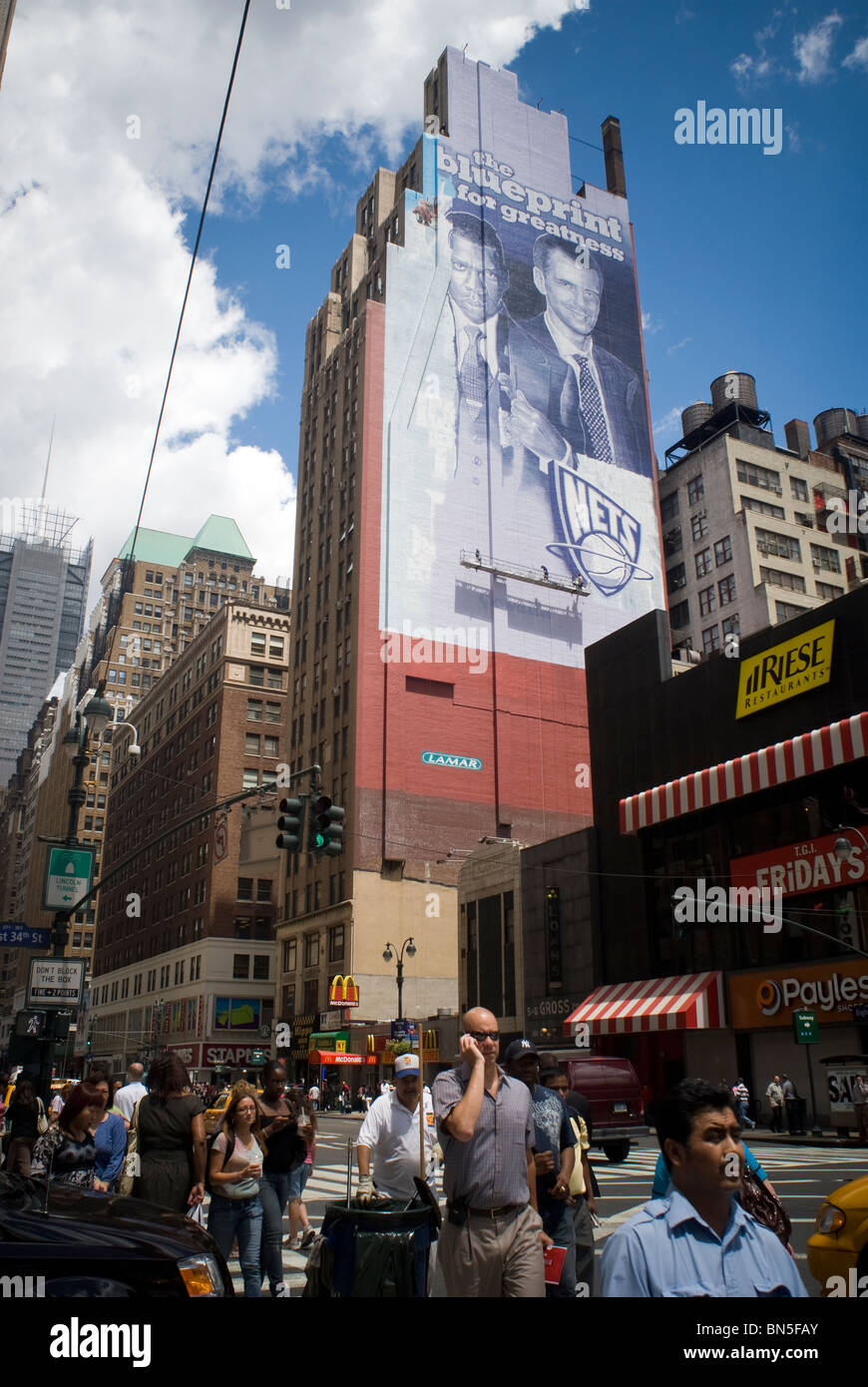Giant billboard featuring nets owners hi-res stock photography and ...