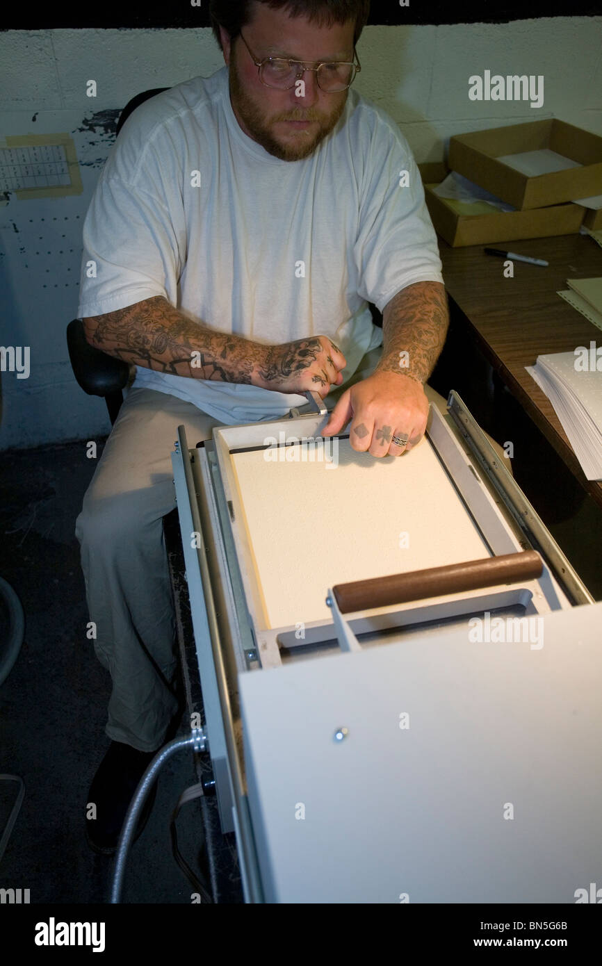 Inmate working in the Braille shop at the Nebraska State Penitentiary ...