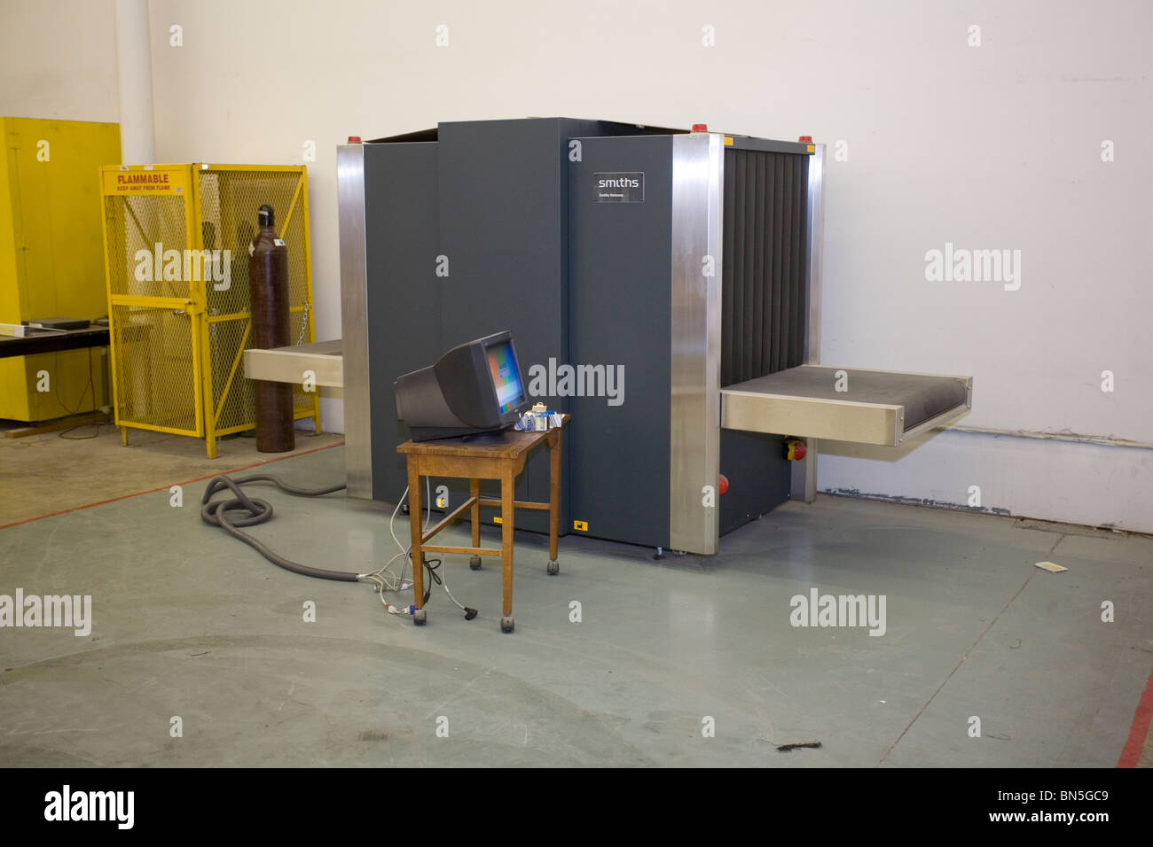Inmate release program hi-res stock photography and images - Alamy
