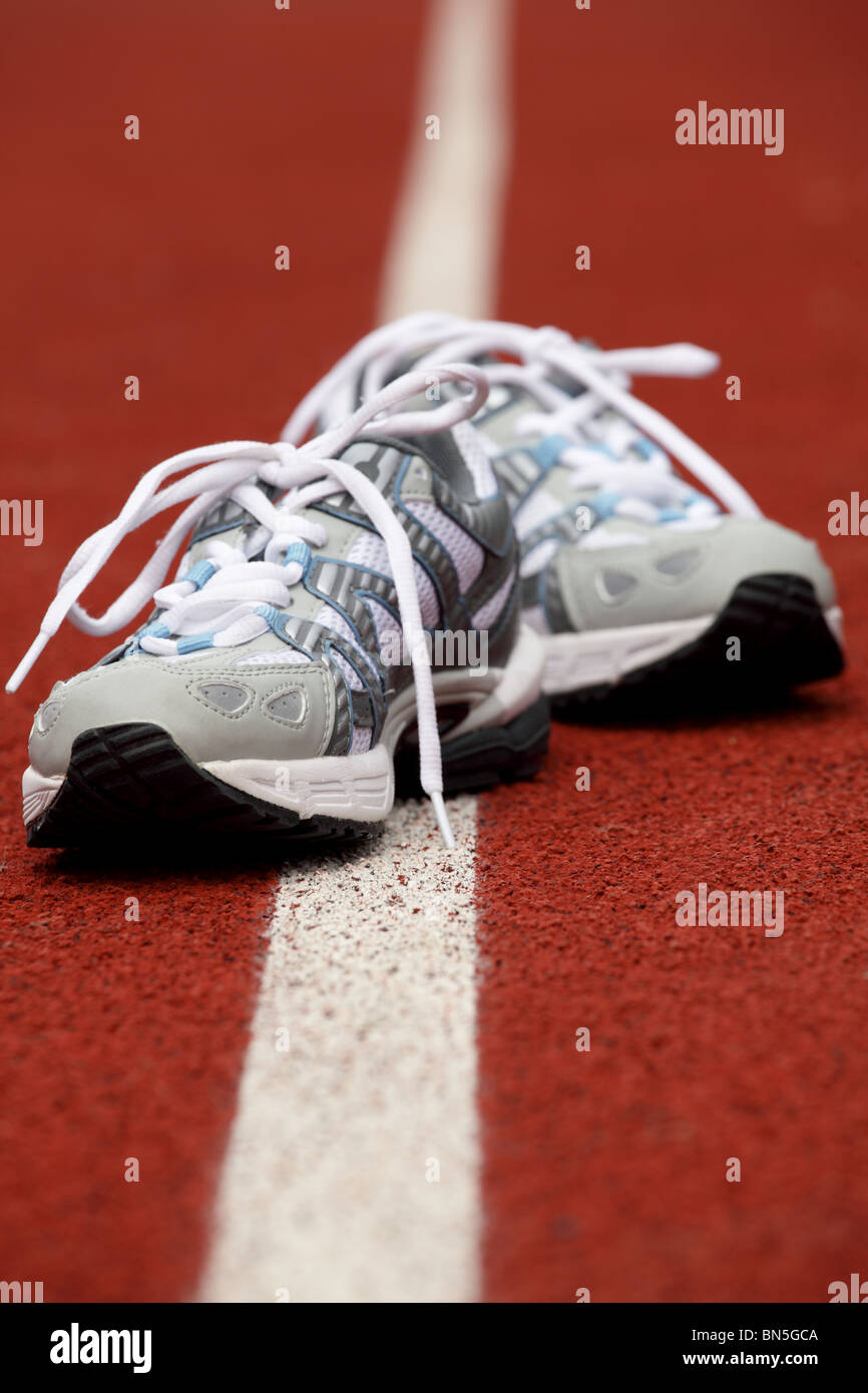 Red tennis shoes hi-res stock photography and images - Alamy