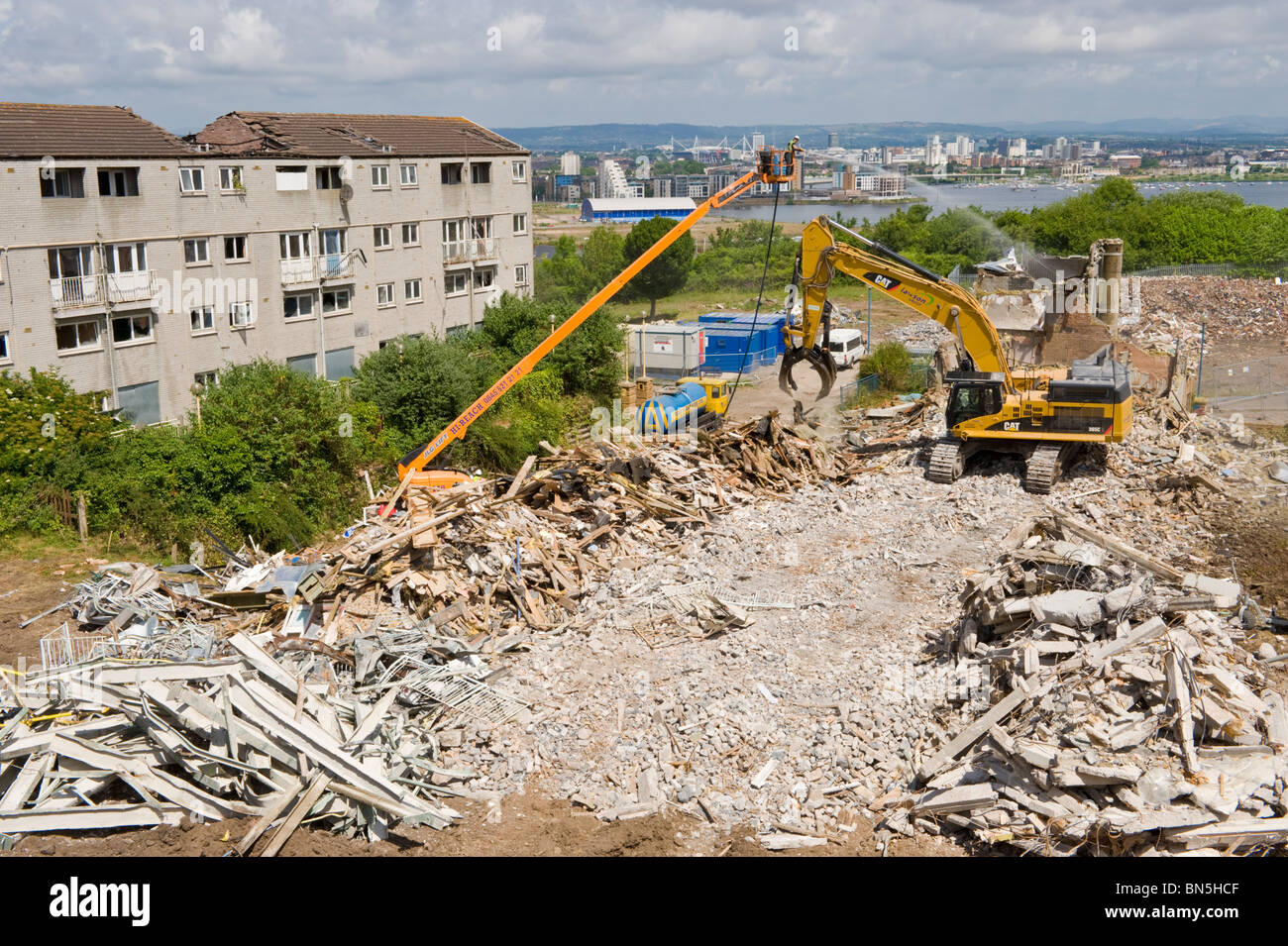 Council estate demolition uk hi-res stock photography and images - Alamy