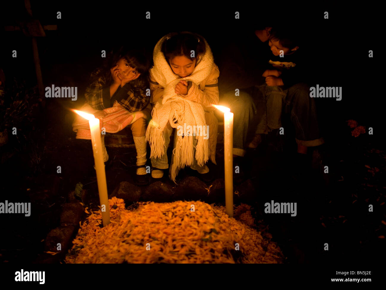 Family members four girls hi-res stock photography and images - Alamy