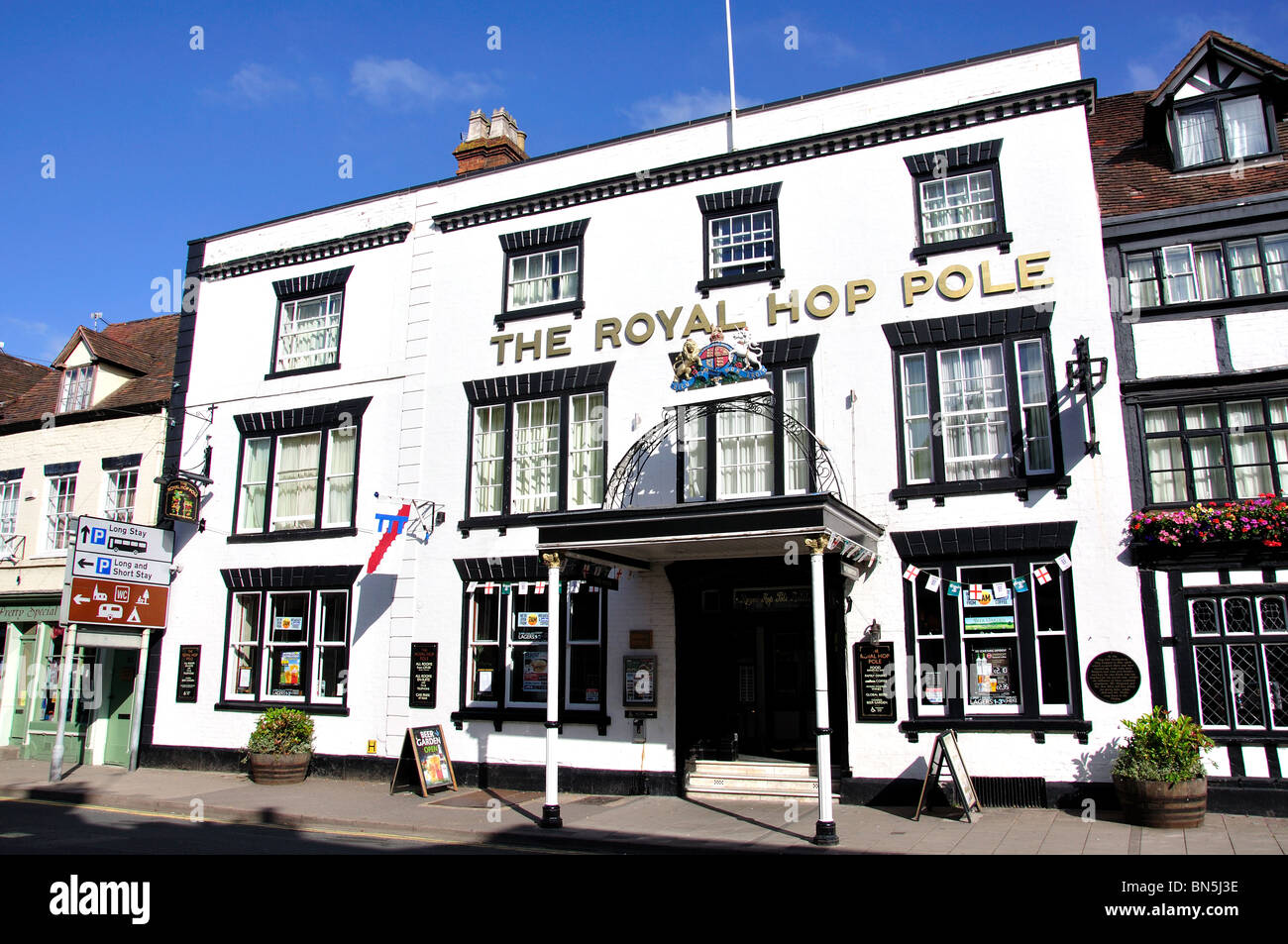 15th century The Royal Hop Pole Inn, Church Street, Tewkesbury ...