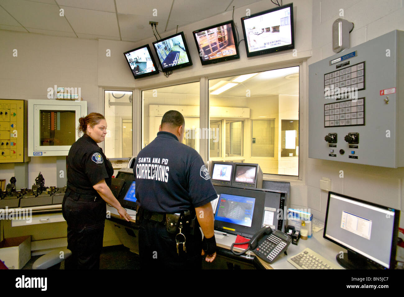 Female prison officer hi-res stock photography and images - Alamy
