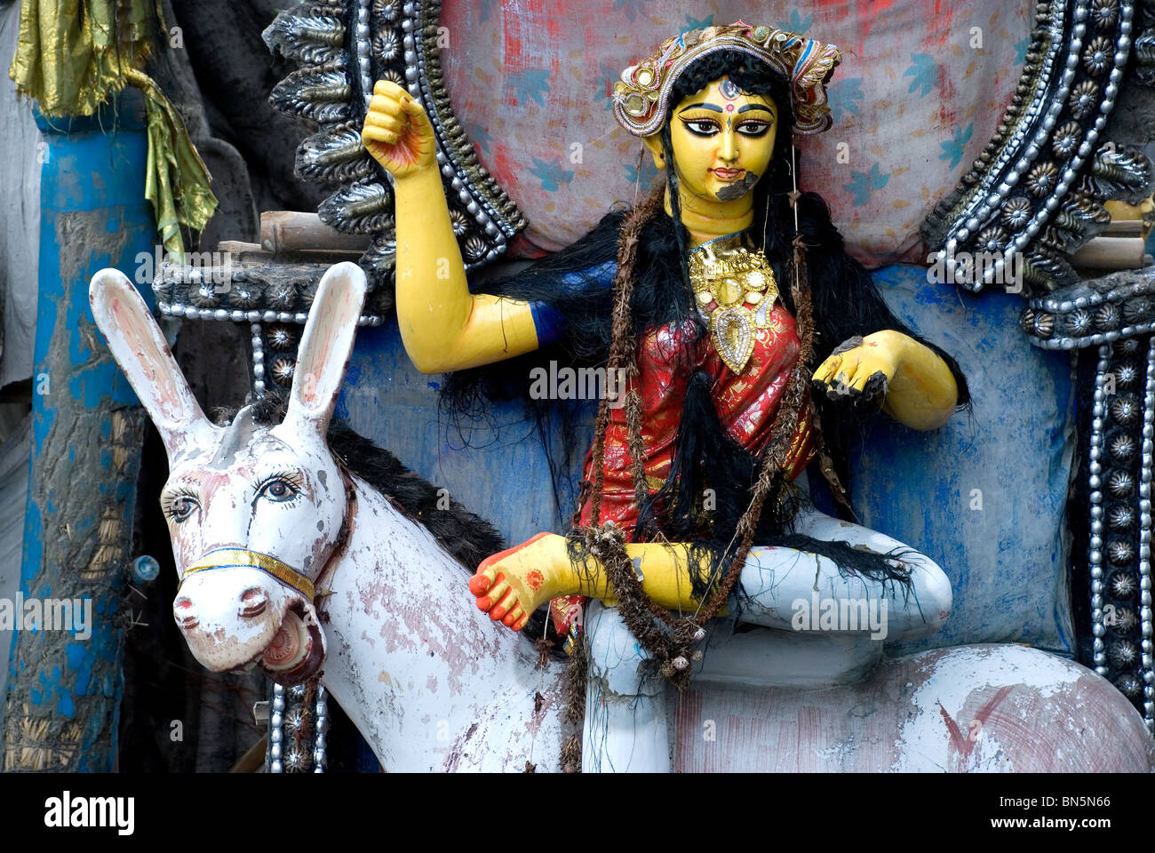 kali effigy, baba ghat calcutta west bengal india Stock Photo - Alamy