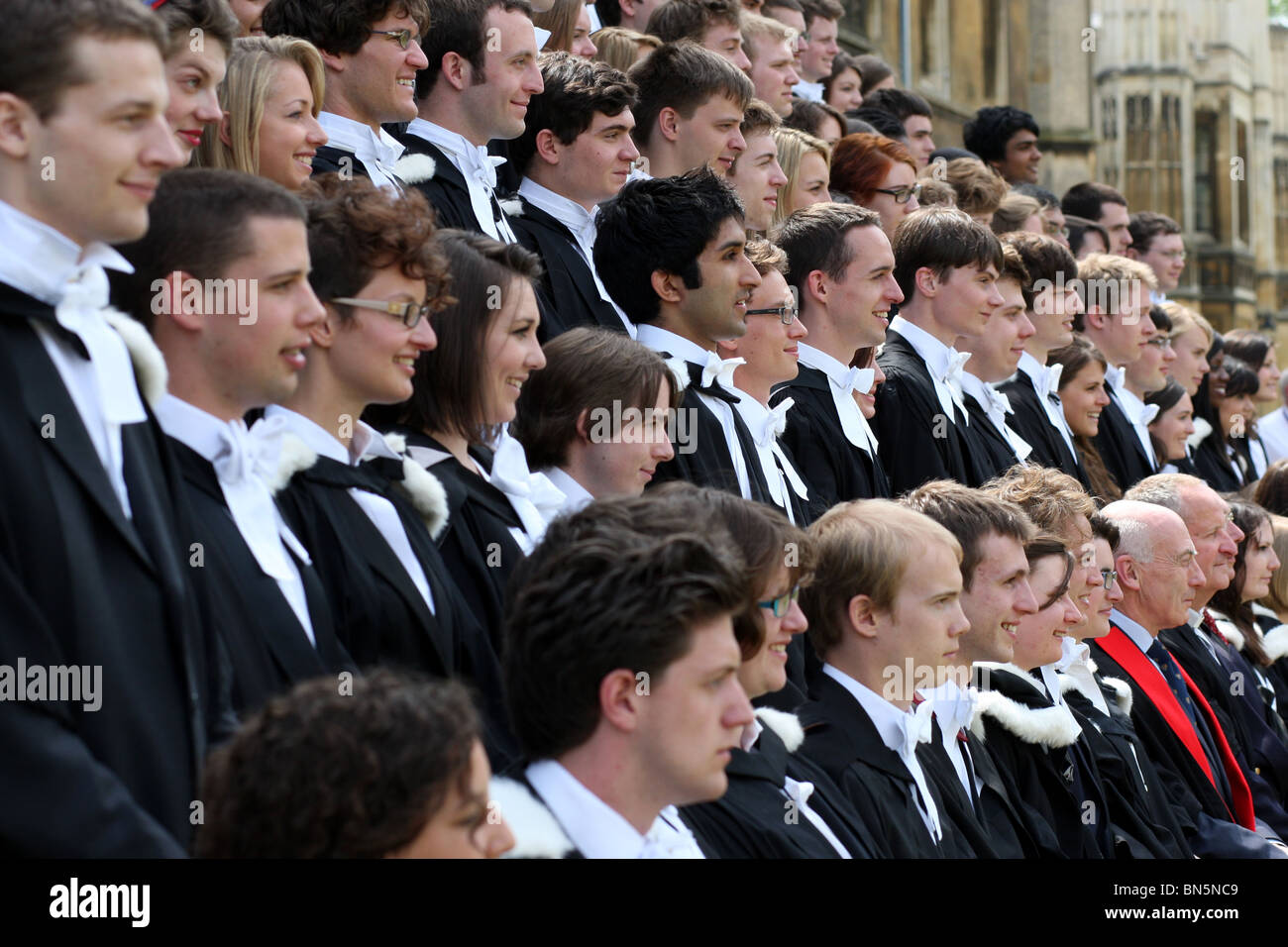 CAMBRIDGE UNIVERSITY STUDENTS ON GRADUATION DAY Stock Photo - Alamy