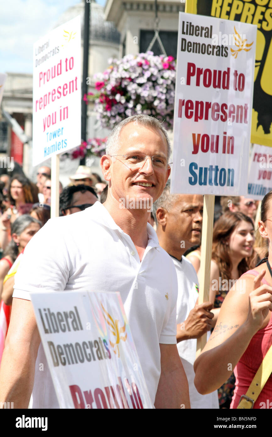 Brian Paddick marching with the Liberal Democrats at the 40th ...