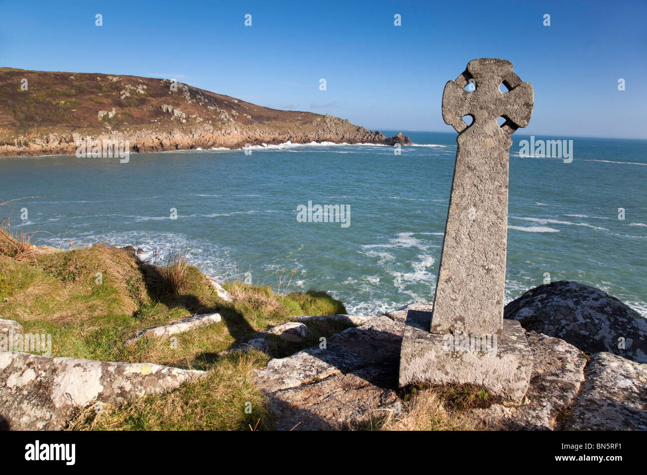 Lamorna; memorial cross; Cornwall Stock Photo - Alamy Lamorna; memorial cross; Cornwall Stock Photo - Alamy