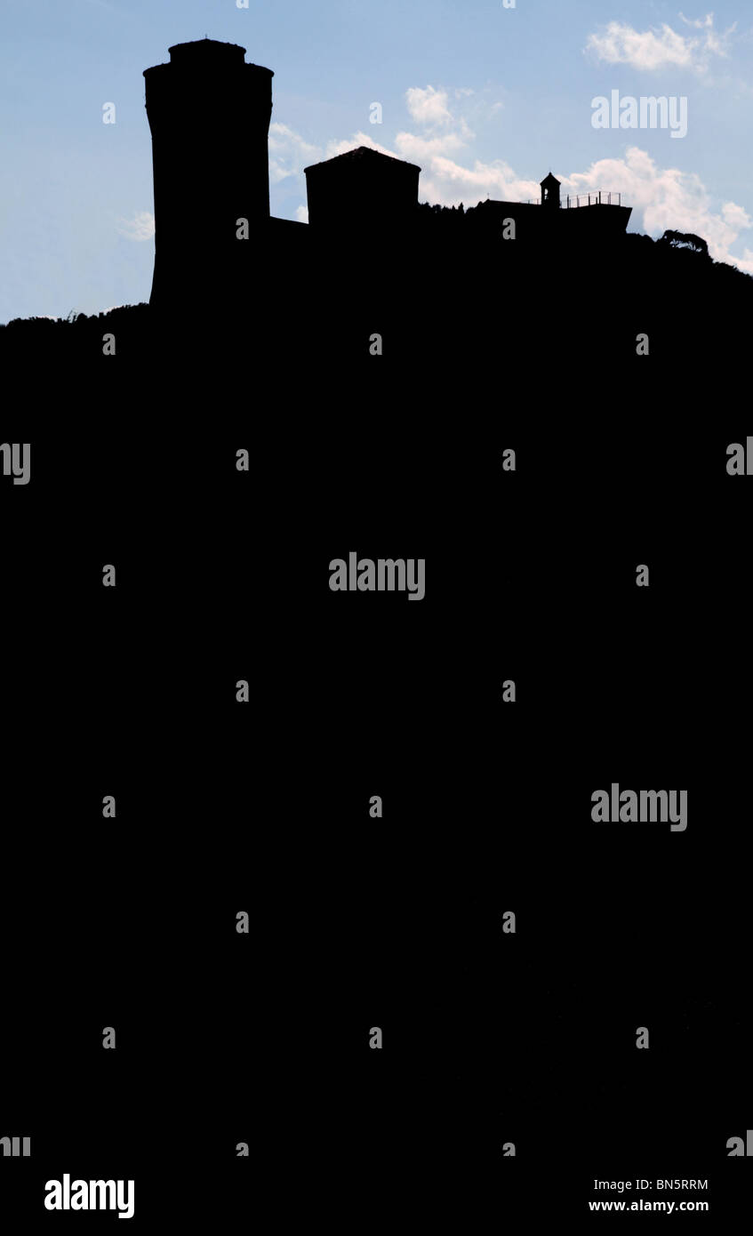 Castle silhouette hi-res stock photography and images - Alamy