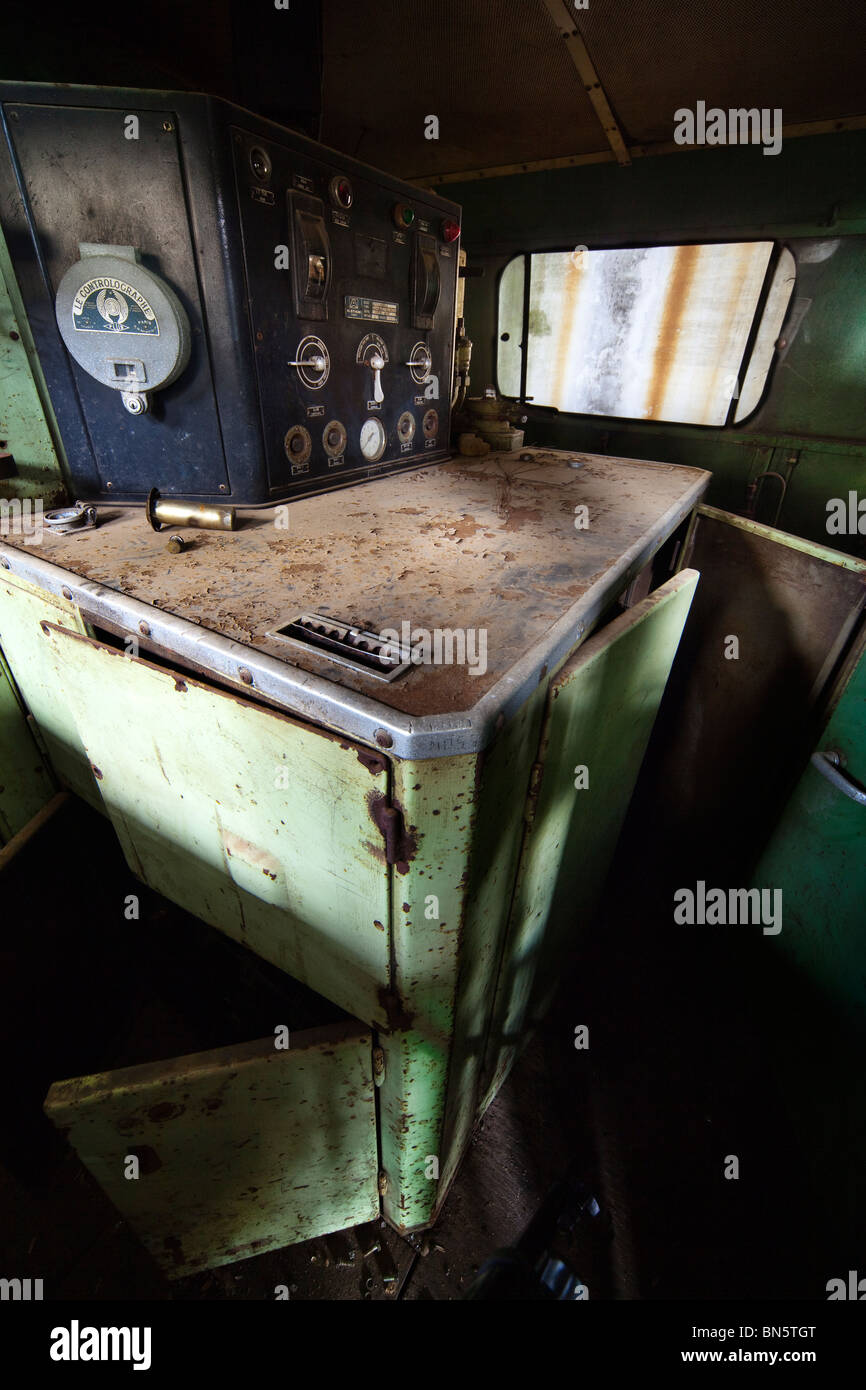 Old electric locomotive hi-res stock photography and images - Alamy