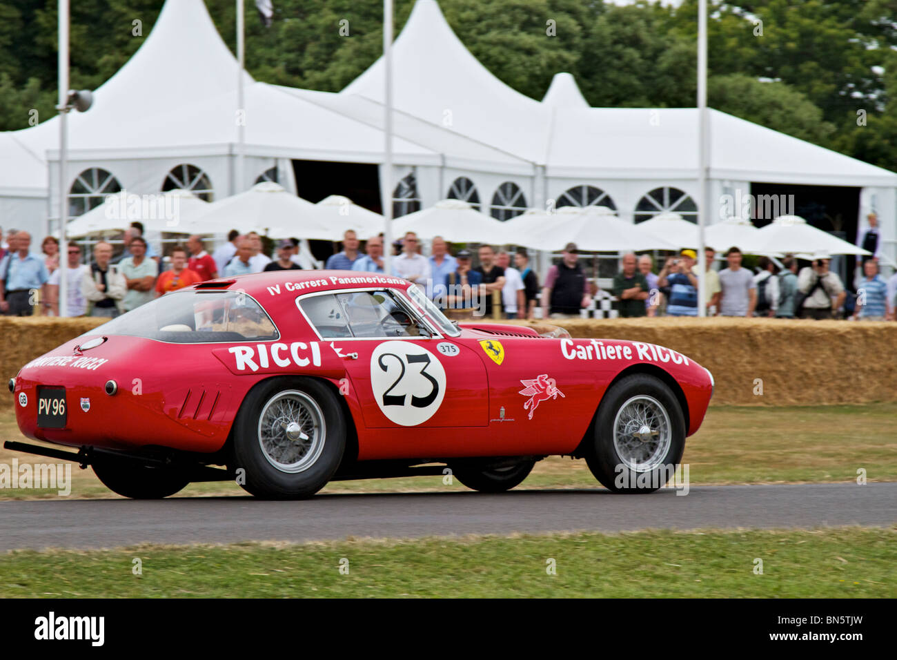 Goodwood racing car hi-res stock photography and images - Alamy