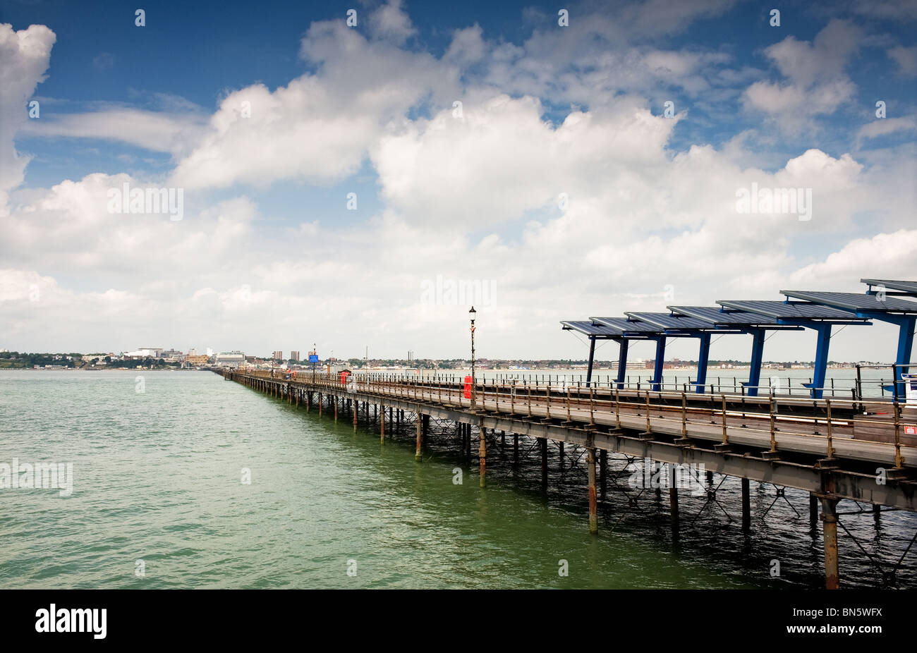 Southend pier hi-res stock photography and images - Alamy