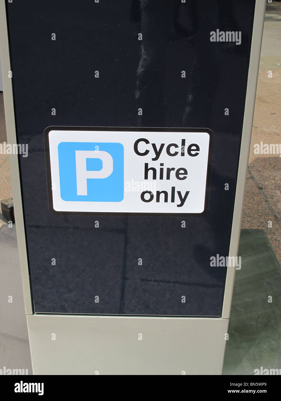 Cycle Hire Barclays Bank bicycle bike Stock Photo - Alamy