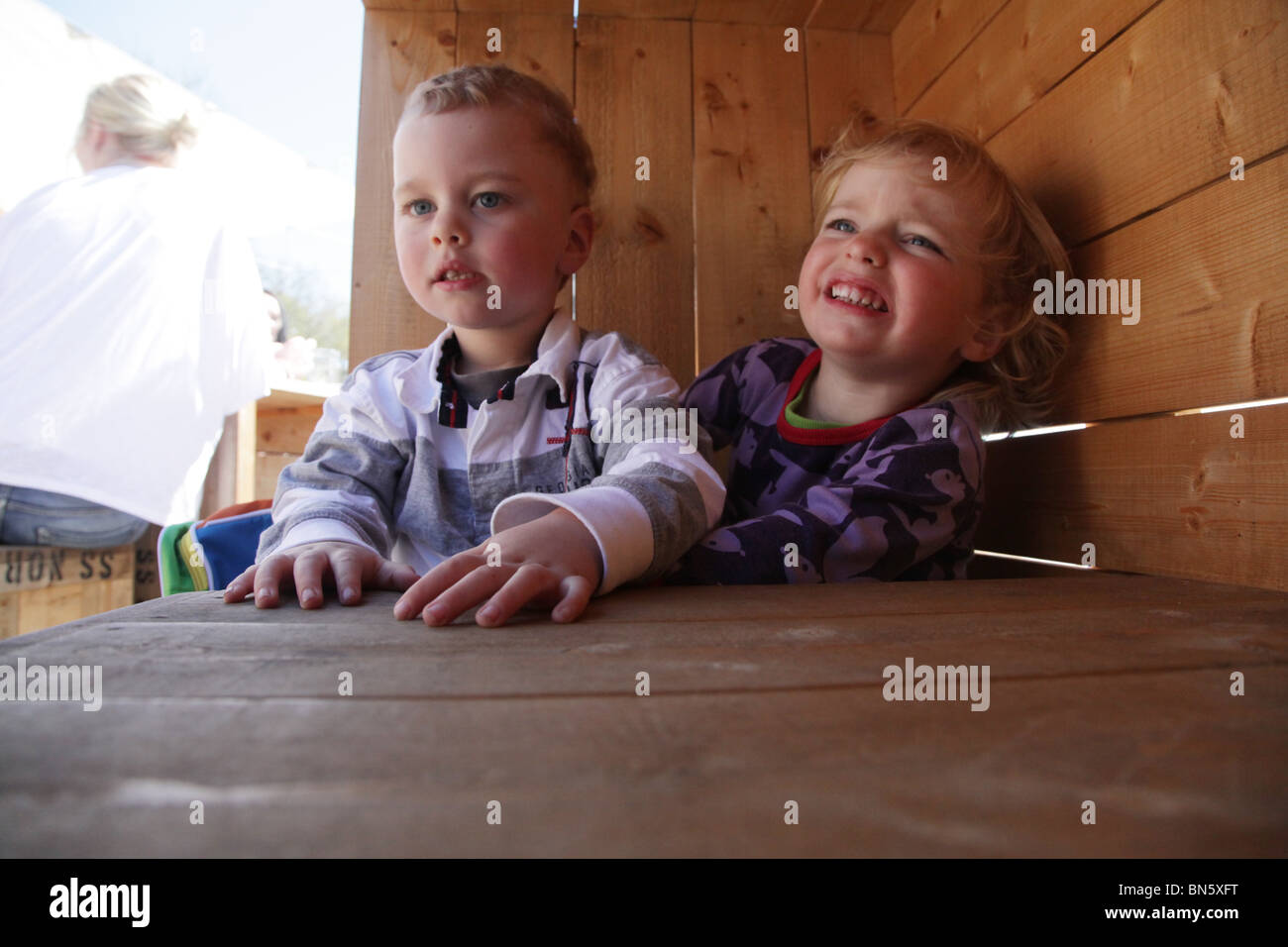 Brother sister fight table hi-res stock photography and images - Alamy