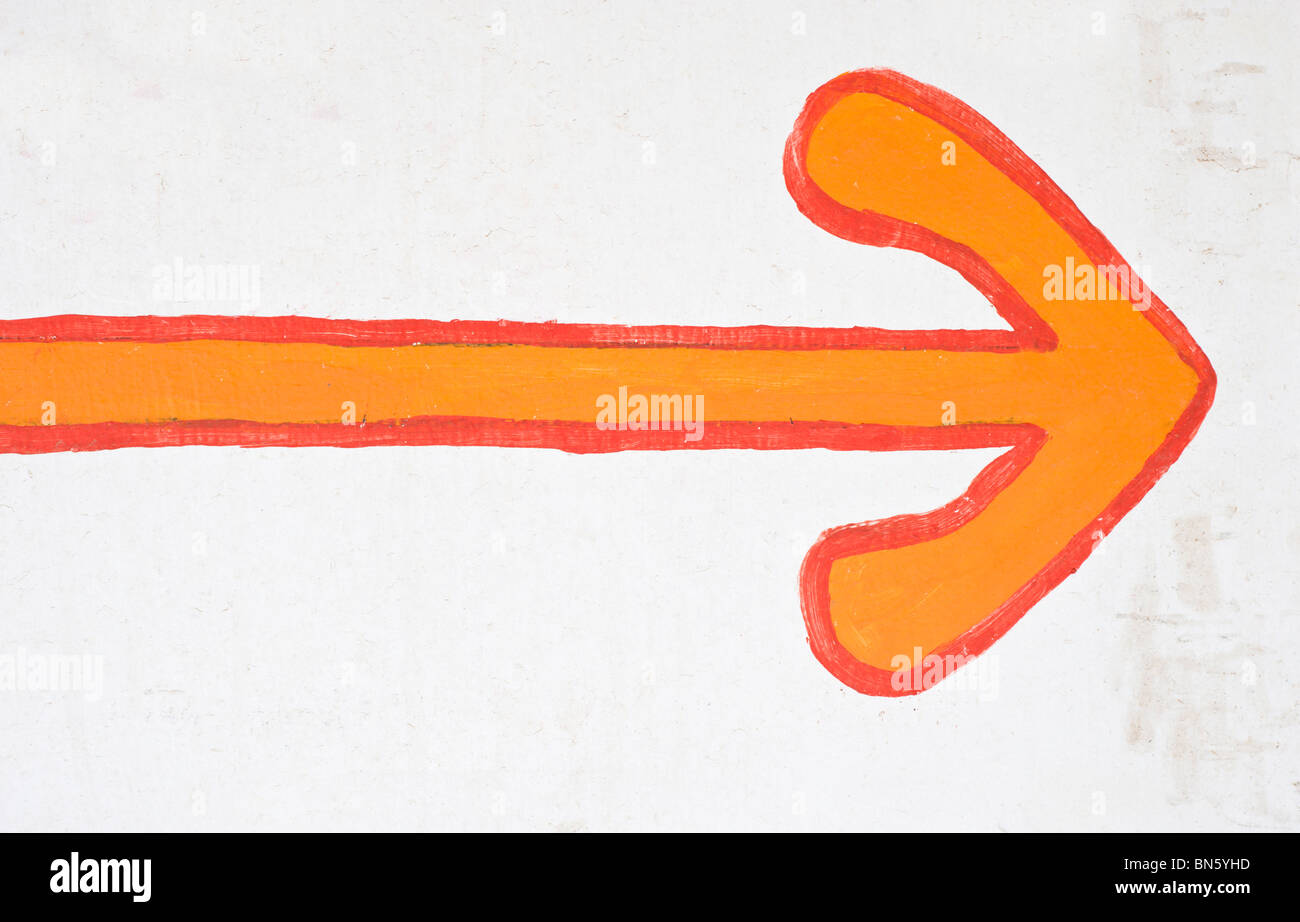 Arrow pointing right hi-res stock photography and images - Alamy