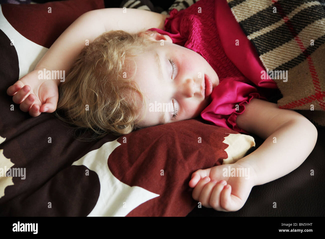 EXHAUSTED BABY GIRL TODDLER: Toddler child girl sleeping taking a nap ...