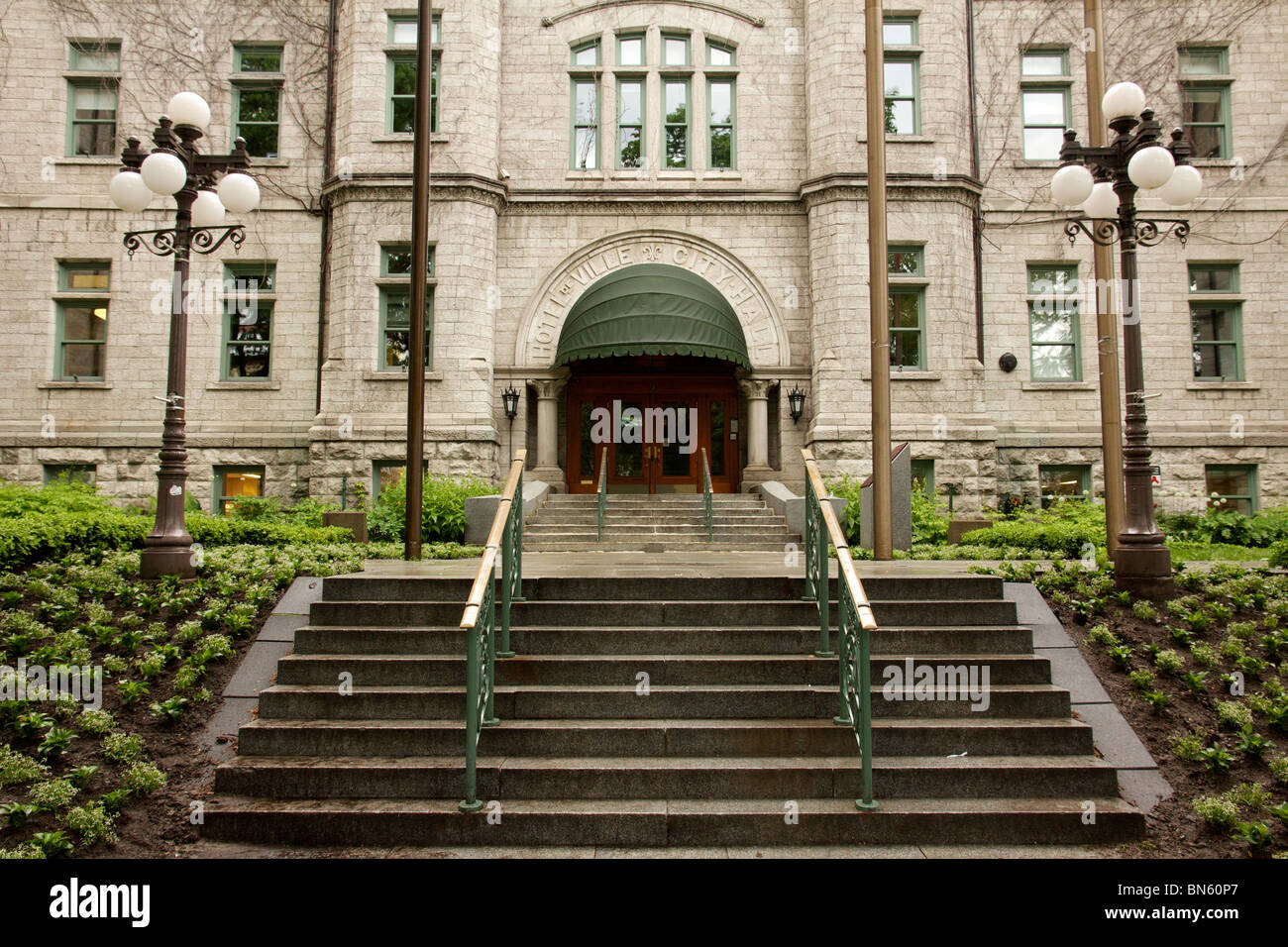 Quebec city hall hi-res stock photography and images - Alamy
