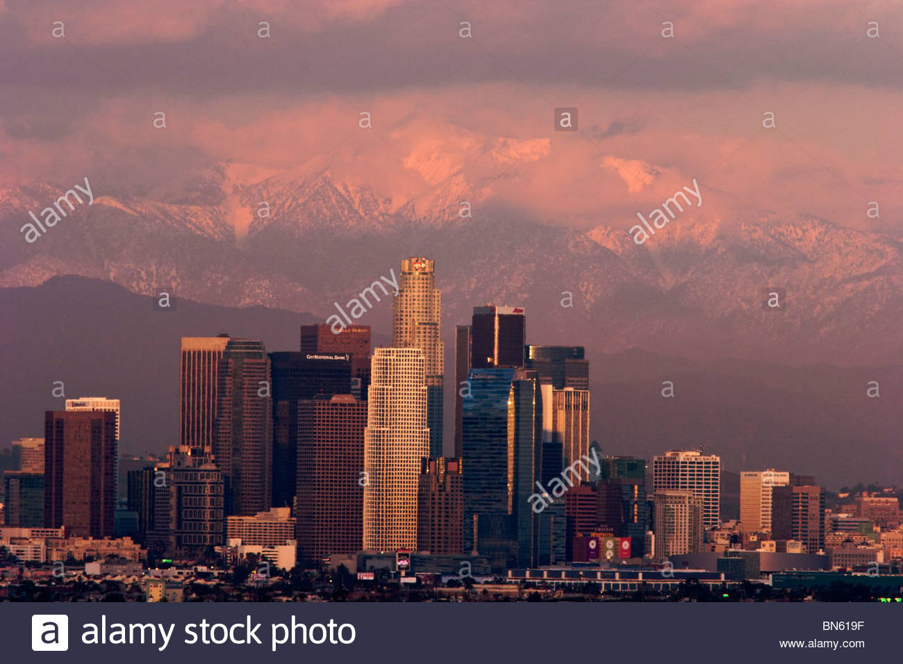Los Angeles Mountains Snow High Resolution Stock Photography and Images ...