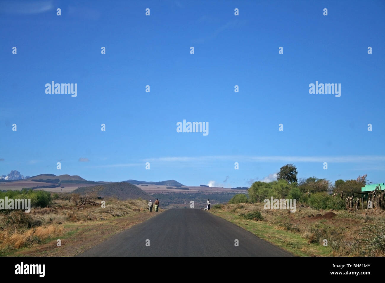Kenya highway hi-res stock photography and images - Alamy