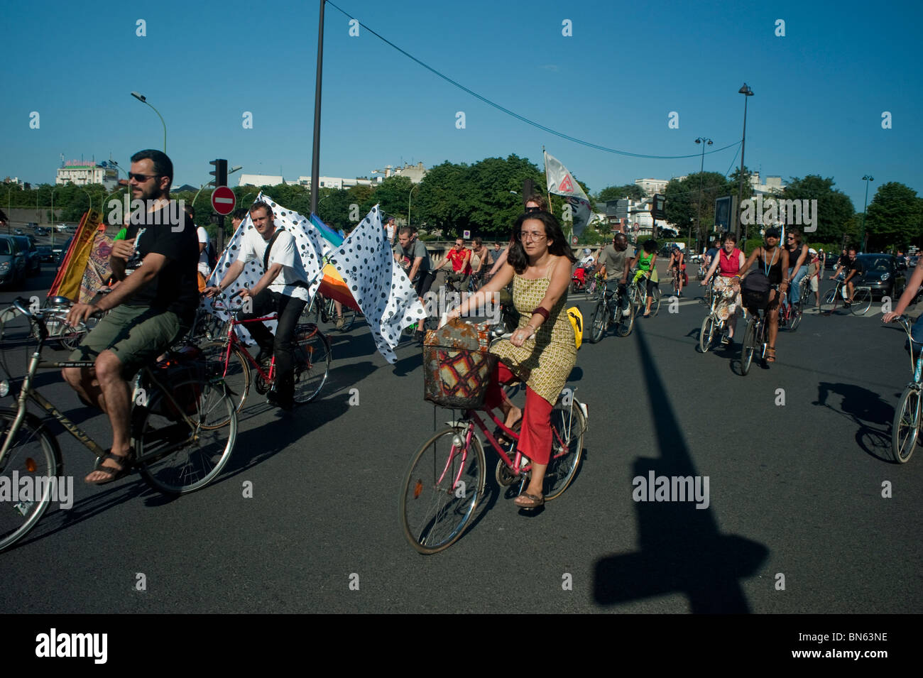 Paris, France, Parisian street scene people, Demonstration of ...