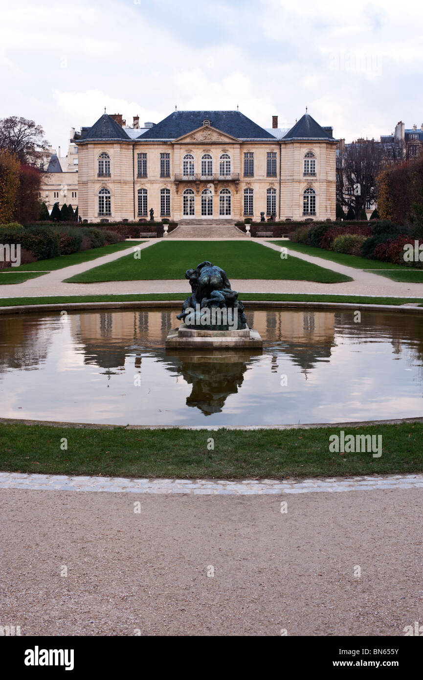 Rodin sculpture museum hi-res stock photography and images - Alamy