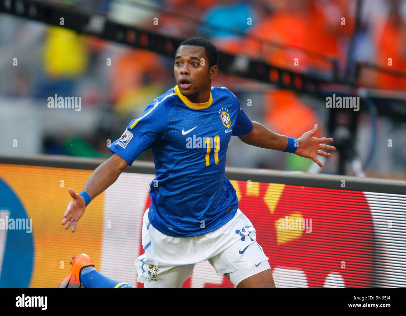 Robinho celebrates hi-res stock photography and images - Alamy