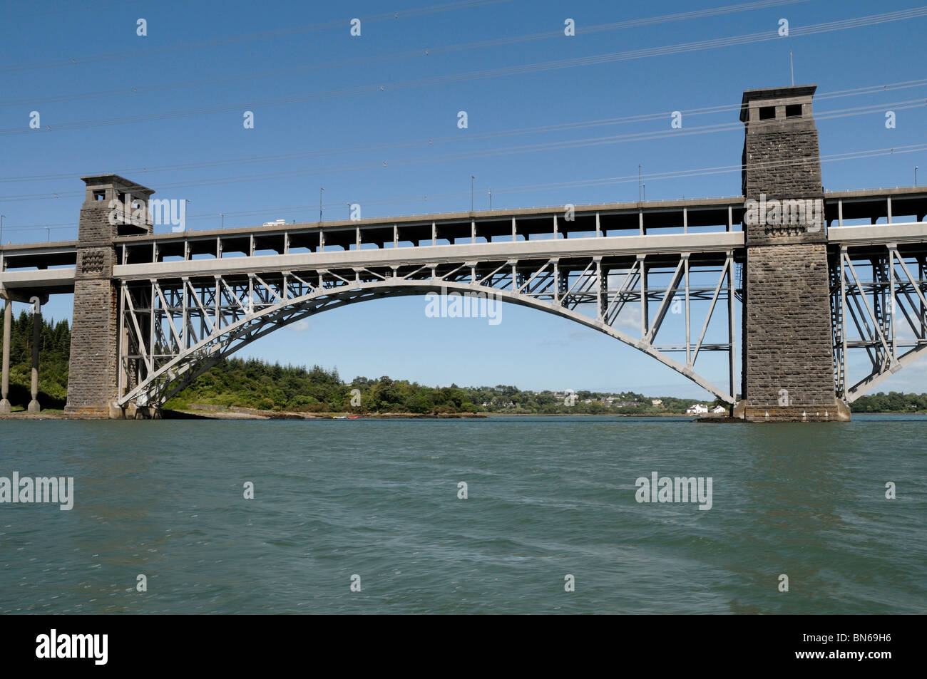 Britannia bridge hi-res stock photography and images - Alamy