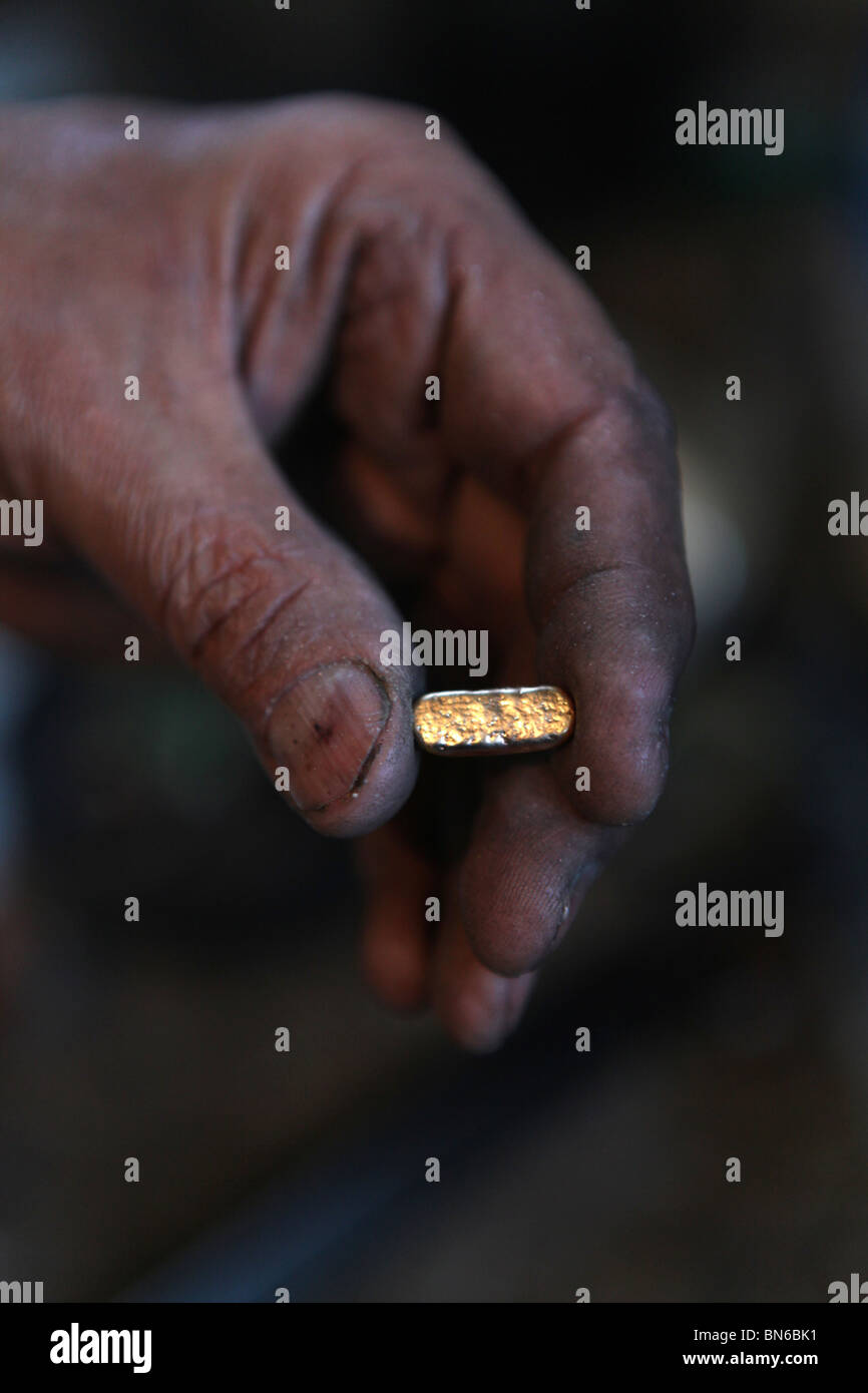 goldsmith at work Stock Photo - Alamy