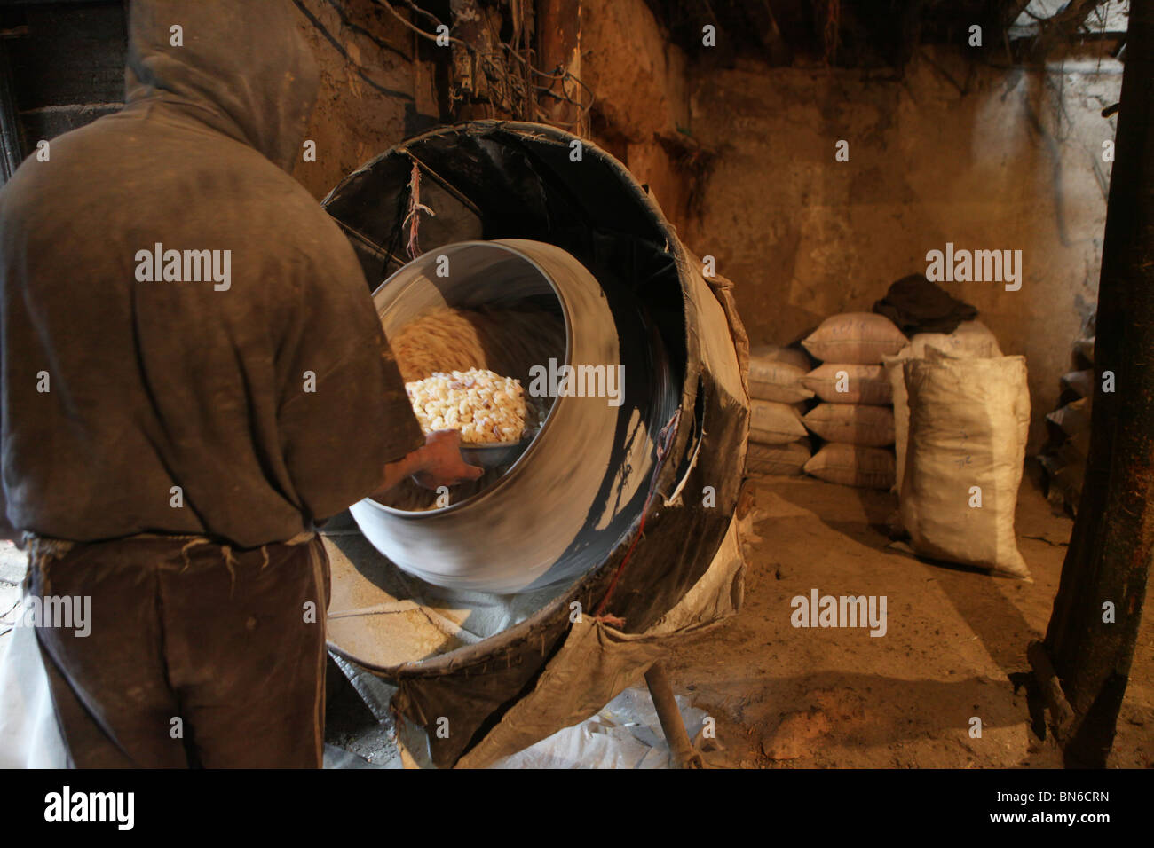 Candy factory in Kabul, Afghanistan Stock Photo - Alamy