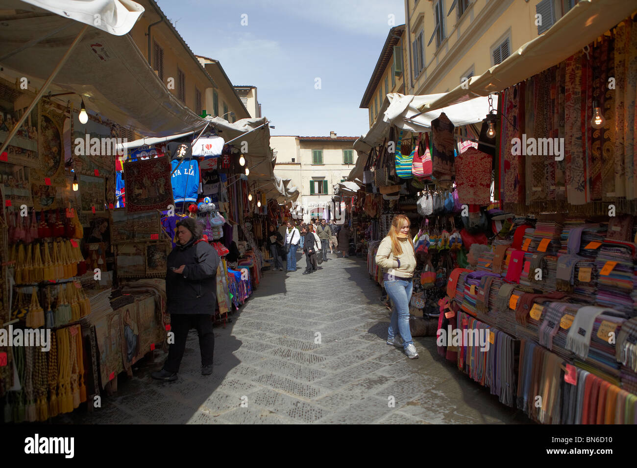 Market stalls in Florence, Italy Stock Photo - Alamy