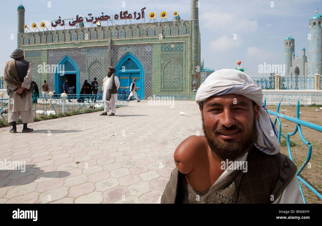 Hazrat ali mosque in Mazar-i-sharif (afghanistan) where Ali is believed ...