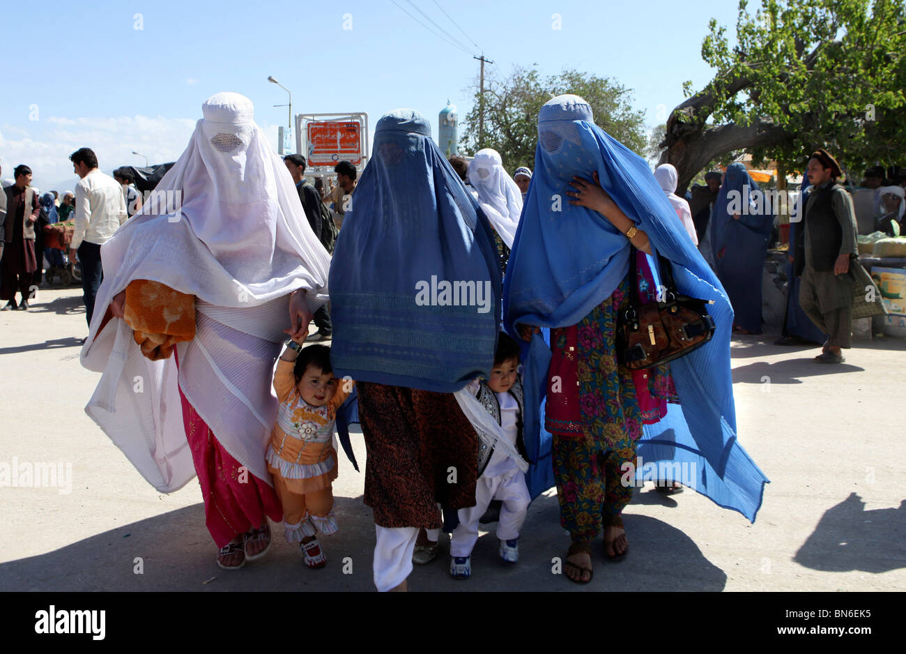 bazaar in Mazar-i-sharif, Afghanistan Stock Photo - Alamy
