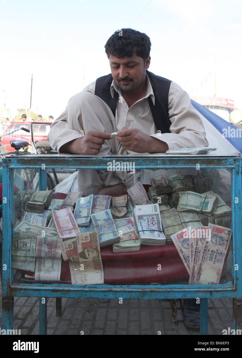 exchanging money at the bazaar in Mazar-i-sharif (afghanistan Stock ...