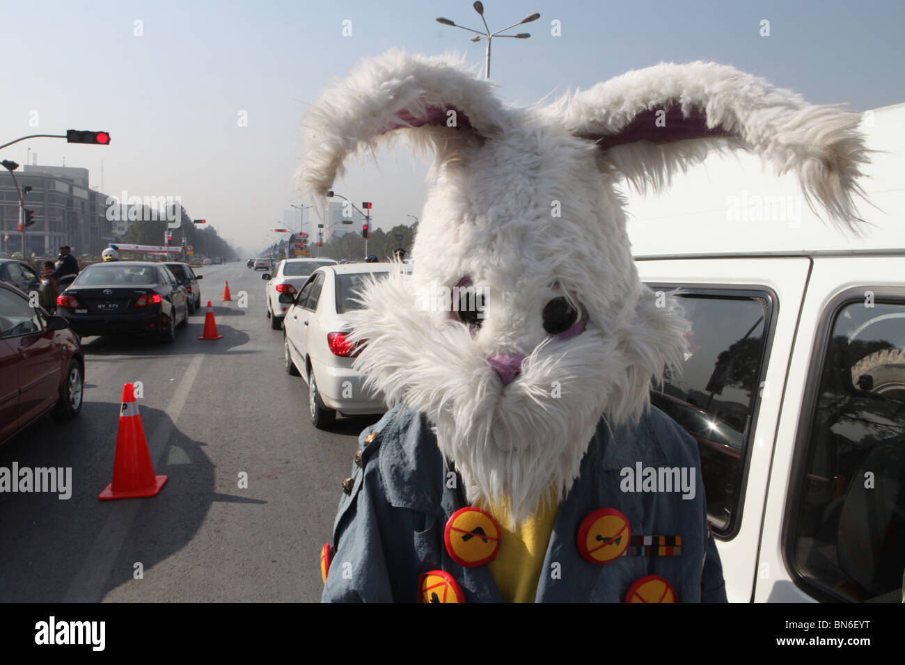 Disney world characters hi-res stock photography and images - Alamy