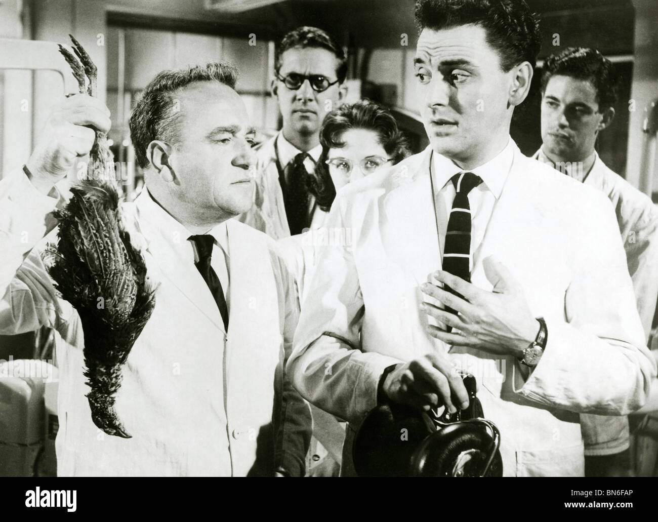 DENTIST IN THE CHAIR (1960) DITC 004 BOB MONKHOUSE DON CHAFFEY (DIR ...