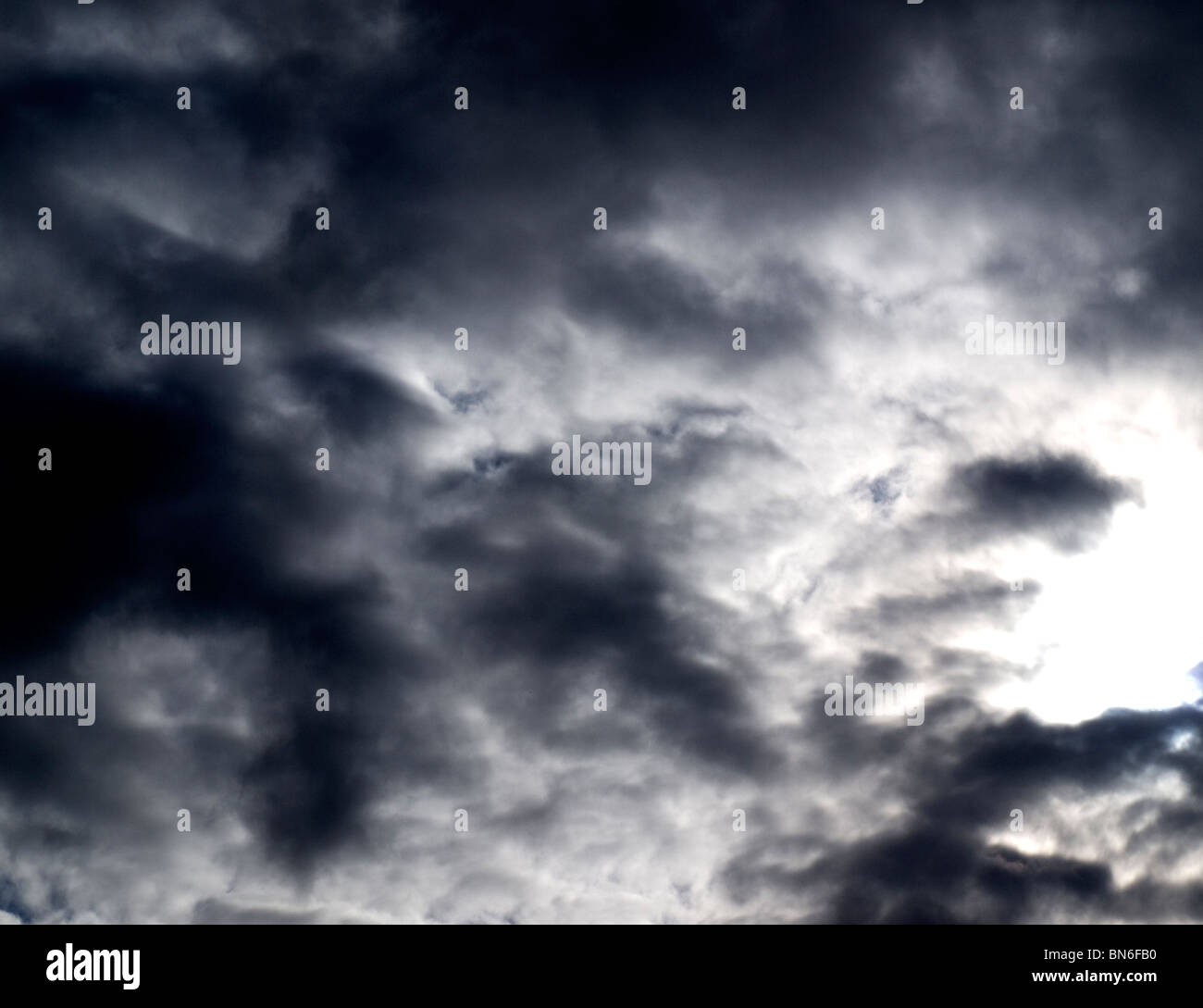 Sky and thunder hi-res stock photography and images - Alamy