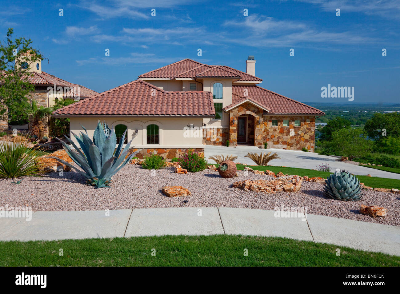 New homes in a modern housing development near Round Mountain, Texas ...