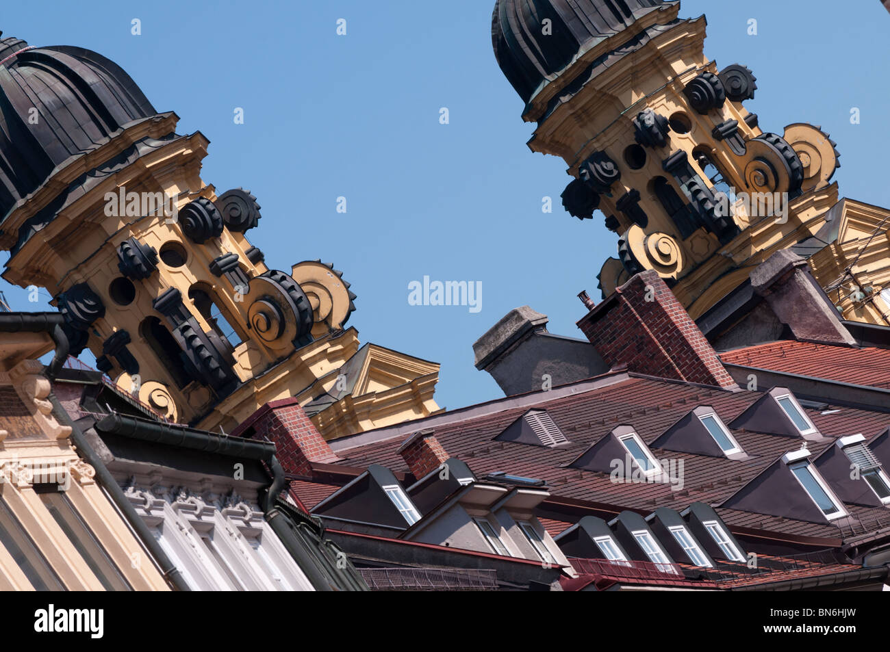 Different shapes of buildings hi-res stock photography and images - Alamy