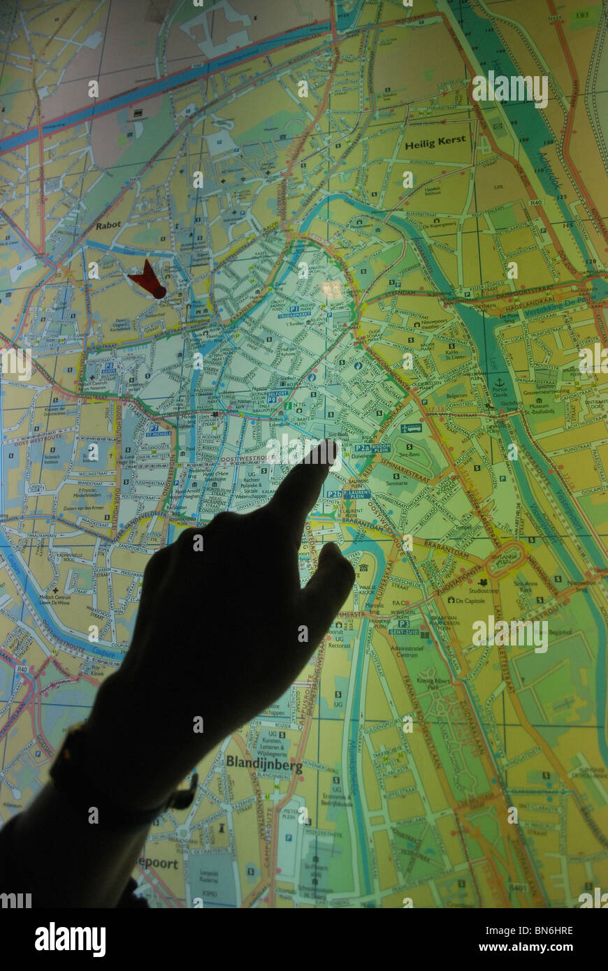 Finger pointing silhouette hi-res stock photography and images - Alamy