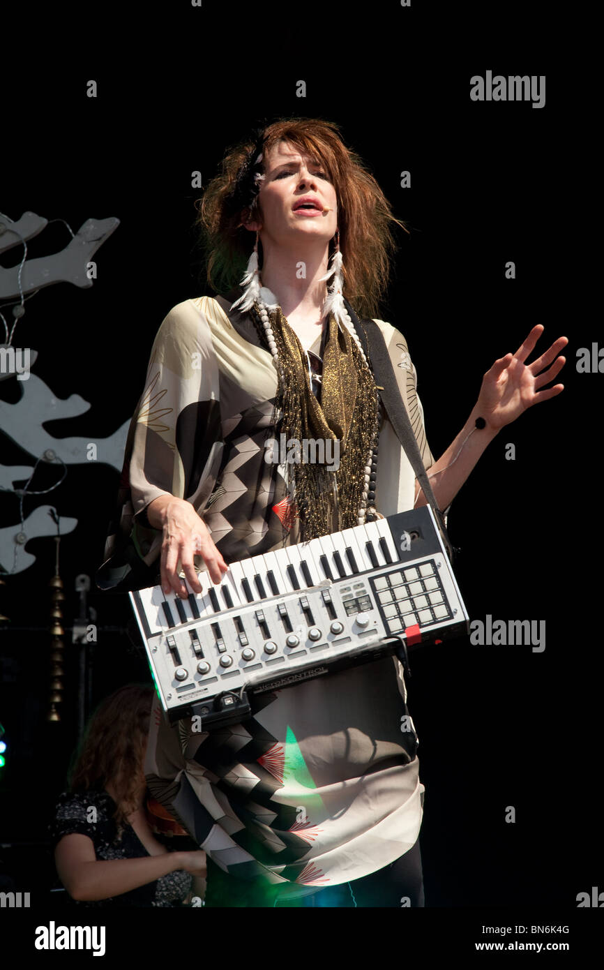 Imogen heap 2010 hi-res stock photography and images - Alamy