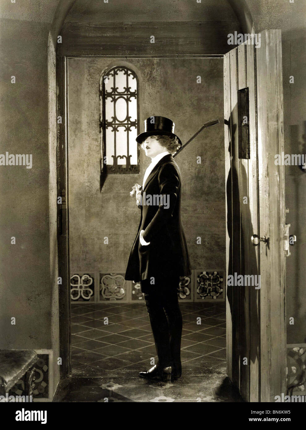 Leonard murray hi-res stock photography and images - Alamy