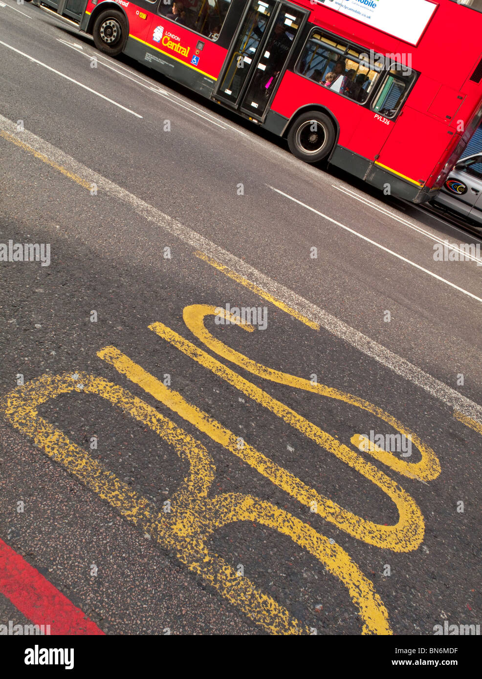 Bus lane traffic hi-res stock photography and images - Alamy