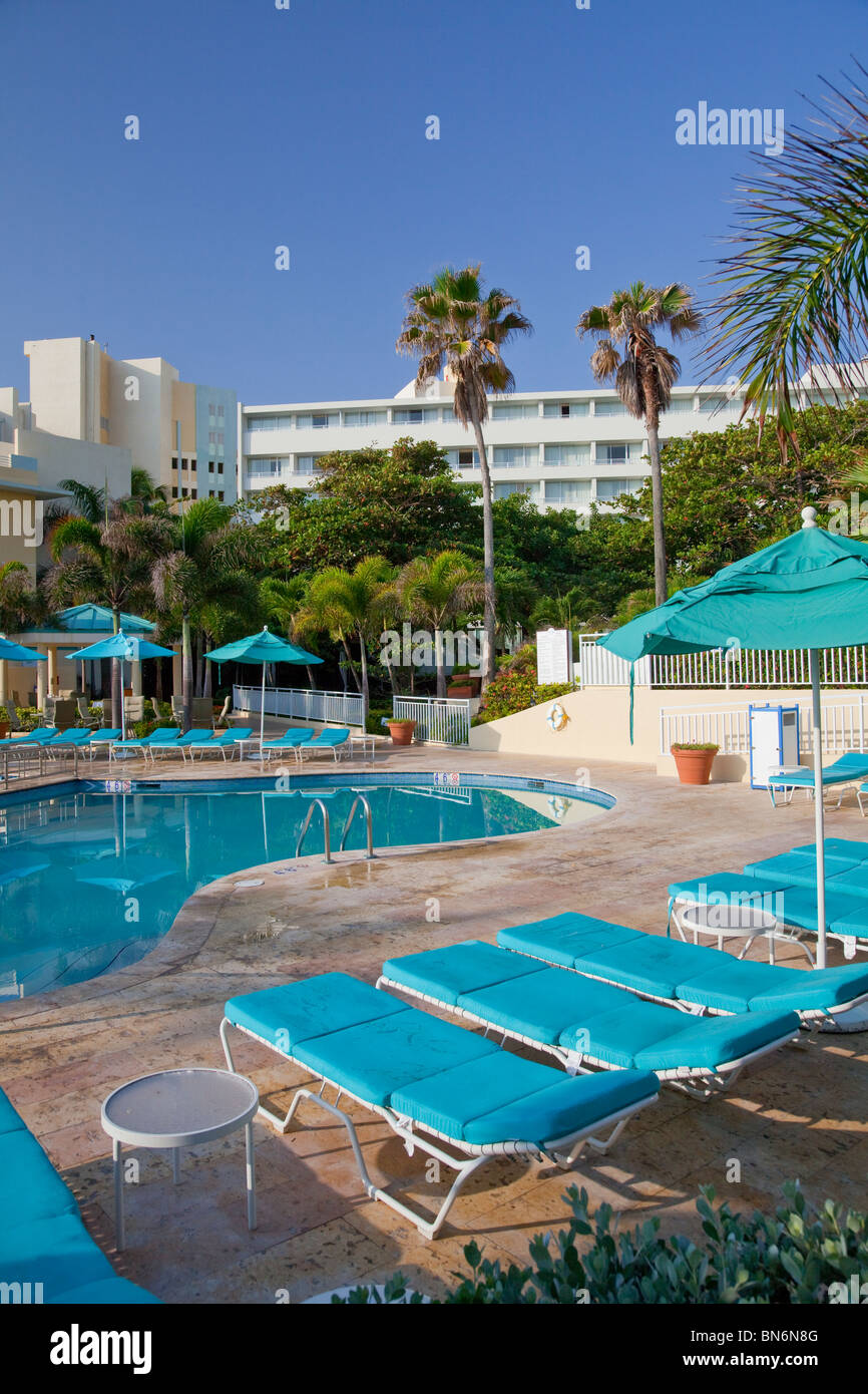 The pool area of the Caribe Hilton resort in San Juan, Puerto Rico ...